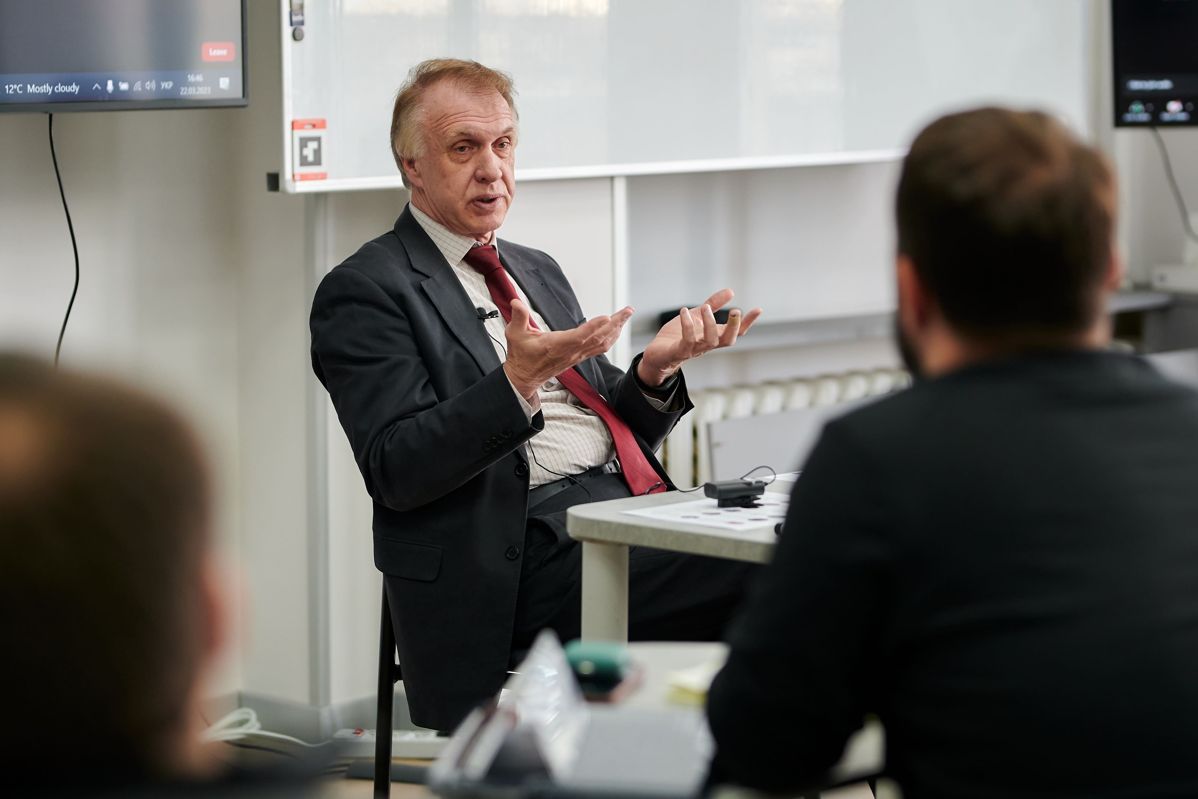 Volodymyr Ogryzko about the new model of the world